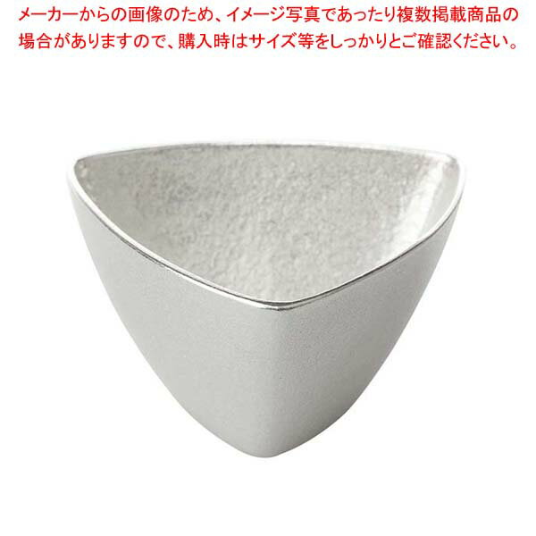商品の仕様●外寸(mm)：94×92×H53 ●材質：錫 ■● 曲がり歪むことからはじまる。道具の新しい感動のカタチ。● 純度100%の錫は非常に柔らかく、形状や厚さにもよりますが手で容易に曲げることができます。金属でありながらも人肌に馴染...