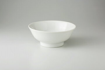 商品の仕様●白中華 高台5.8丼●17.5×7.1cm 840cc●1個※商品画像はイメージです。複数掲載写真も、商品は単品販売です。予めご了承下さい。※商品の外観写真は、製造時期により、実物とは細部が異なる場合がございます。予めご了承下さ...