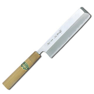 商品概要●商品名:堺孝行 青二鋼 薄刃包丁 19.5cm●刃渡:195mm●銘:堺孝行青二鋼●柄:水牛●包丁に使われる鋼の中では最高級といわれる安来の青二鋼を使用し、「甘切れ」する総火造りの和包丁です。●商品名:堺孝行 青二鋼 薄刃包丁 1...