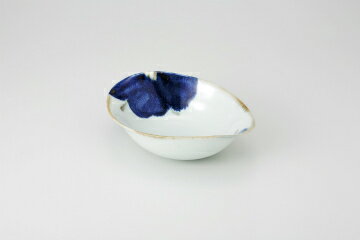 商品の仕様●あいおい ひねり中鉢●17.7×13.4×6cm●1個※商品画像はイメージです。複数掲載写真も、商品は単品販売です。予めご了承下さい。※商品の外観写真は、製造時期により、実物とは細部が異なる場合がございます。予めご了承下さい。※...