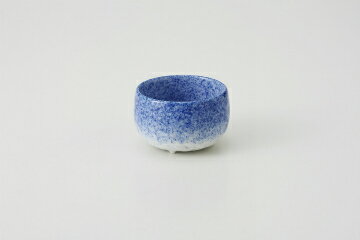 商品の仕様●吹墨 三ッ足珍味(小)●5×3cm●1個※商品画像はイメージです。複数掲載写真も、商品は単品販売です。予めご了承下さい。※商品の外観写真は、製造時期により、実物とは細部が異なる場合がございます。予めご了承下さい。※色違い、寸法違...