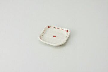 商品の仕様●ゆらぎ点紋 なで角小皿●10.3×1.8cm●1個※商品画像はイメージです。複数掲載写真も、商品は単品販売です。予めご了承下さい。※商品の外観写真は、製造時期により、実物とは細部が異なる場合がございます。予めご了承下さい。※色違...