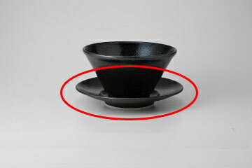 商品の仕様●黒ゆず 22cm敷皿●21.6×3.6cm●1個※商品画像はイメージです。複数掲載写真も、商品は単品販売です。予めご了承下さい。※商品の外観写真は、製造時期により、実物とは細部が異なる場合がございます。予めご了承下さい。※色違い...