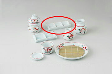 商品の仕様●手書き吉兆 三品皿●17×7.7×3cm●1個※商品画像はイメージです。複数掲載写真も、商品は単品販売です。予めご了承下さい。※商品の外観写真は、製造時期により、実物とは細部が異なる場合がございます。予めご了承下さい。※色違い、...