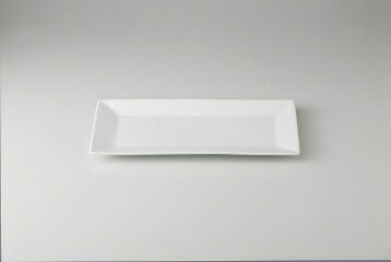 商品の仕様●白中華 ロングプレートS(中国)●30.5×14.7×2cm●1個※商品画像はイメージです。複数掲載写真も、商品は単品販売です。予めご了承下さい。※商品の外観写真は、製造時期により、実物とは細部が異なる場合がございます。予めご了...