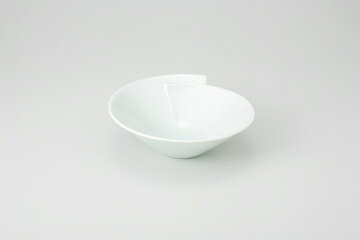 商品の仕様●うすあさぎ 中鉢●17×17×5.4cm●1個※商品画像はイメージです。複数掲載写真も、商品は単品販売です。予めご了承下さい。※商品の外観写真は、製造時期により、実物とは細部が異なる場合がございます。予めご了承下さい。※色違い、...