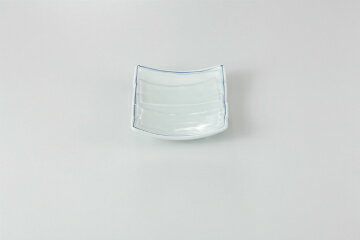 商品の仕様●青地 寄せ木角皿●11×3cm●1個※商品画像はイメージです。複数掲載写真も、商品は単品販売です。予めご了承下さい。※商品の外観写真は、製造時期により、実物とは細部が異なる場合がございます。予めご了承下さい。※色違い、寸法違いな...