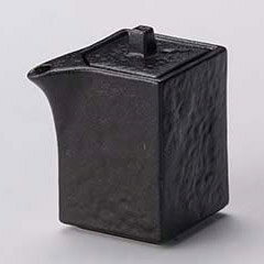 商品の仕様●寸法:9.5×6×9cm(200cc)●磁器※商品画像はイメージです。複数掲載写真も、商品は単品販売です。予めご了承下さい。※商品の外観写真は、製造時期により、実物とは細部が異なる場合がございます。予めご了承下さい。※色違い、寸...