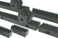 【メーカー特長】 　高精度、高強度、静粛性、耐摩耗性に富んだ高品質製品です。 ・精度等級 　　 KHK R 001 5級 ・歯車基準断面 　 歯直角 ・歯形　　　　　　並歯 ・正面圧力角　　　20° ・ねじれ角　　 　15° ・材料　　　　...