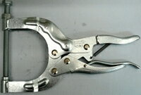 【特徴】 ・質量…1000g ・締圧力…2.0kN(200kg)