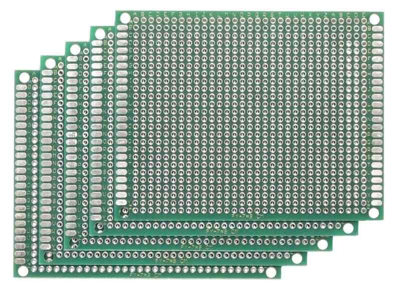 KAUMO ユニバーサル基板 両面スルーホール ガラスエポキシ材 2.54mmピッチ (7×9cm 5枚セット)基材: FR-4 （ガラスエポキシ材）難燃性 耐熱性 低伝導率に優れた素材です。基材厚: 1.6mmスルーホール: 穴径1mm,...