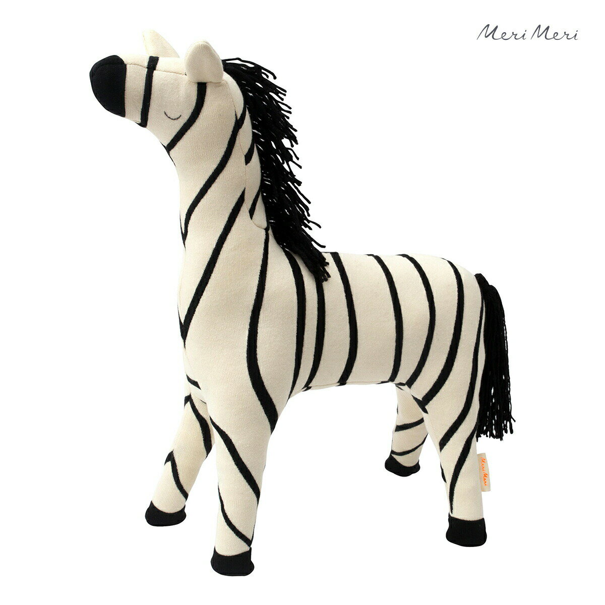 Ray Zebra Toy 187891 "Ray"と名付けられたシマウマ のぬいぐるみ 自立してくれるので、インテリアとしても可愛い サイズ(センチ) 約W42xH45 アウター：綿100％ 充填物：ポリエステル100％ たてがみ・しっぽ...