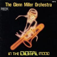 中古につき手入れ作業（研磨＆特殊ケースは除き中古ケースから新品ケースへの交換）を行っております。経年劣化により稀に視聴不可となってしまっている場合がございますので、不良の場合はお問い合わせまでご連絡下さい。・注意事項：モニターの発色によって...