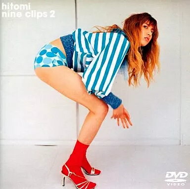 商品名【中古】hitomi・nine clips 2 / DVD（帯あり）種別DVD帯についてケースの外側に付属しているキャッチコピーが書かれている用紙のことです。状態正常動作確認済みその他一部商品は特殊ケースは除き中古ケースから新品ケース...