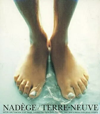 商品名【中古】テル・ヌーヴ / ナデージュ（帯無し）種別CD帯についてケースの外側に付属しているキャッチコピーが書かれている用紙のことです。状態正常動作確認済みその他一部商品は特殊ケースは除き中古ケースから新品ケースへの交換を行っております...
