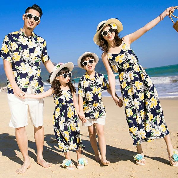 商品説明 ◆素材：ポリエステル ◆着心地の良い柔らかい素材を使用しています。 ◆伸縮性抜群でピッタリ タイトなフィット感なのでぴちぴちジャストな極小サイズで着ても窮屈感ナシ！ 注意 ◆在庫数の更新は随時行っておりますが、お買い上げいただいた...