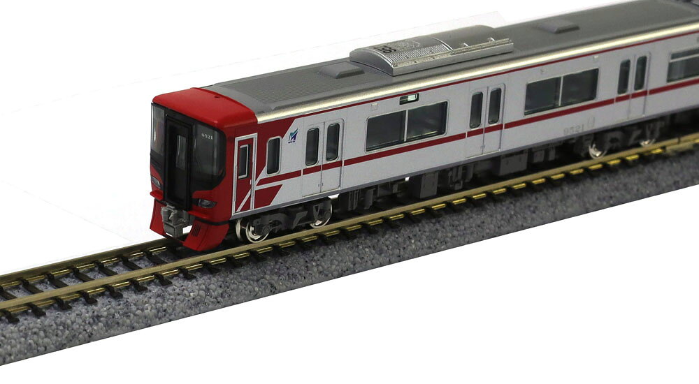 名鉄9500系は2019年にデビューした通勤型車両です。3300系 3150系をベースとして先進性を加えた車両となっています。正面は名鉄カラーのスカーレットレッドを多用して名鉄らしさを表現しつつ、LEDヘッドライトと組み合わせることで、精悍...