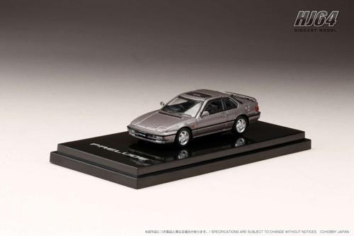 ■商品説明ホビージャパンの1/64ダイキャストシリーズHJ64からホンダプレリュード(BA5) SI TCVの登場です。製品にはクリアケースと台座が付属しますのでコレクションに最適です。■商品スペックメーカー：ホビージャパン品番：HJ643...