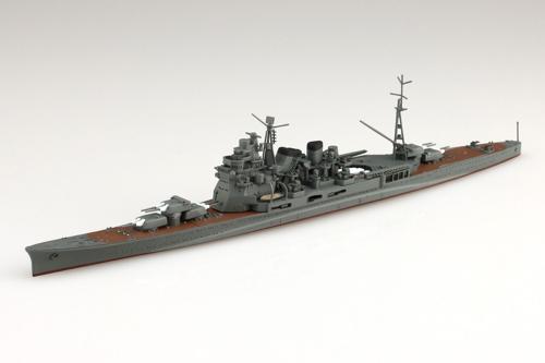 ■商品説明アオシマのウォーターラインがより精密になってリニューアル！！その威容から今なお人気の高い高雄型重巡洋艦のネームシップ「高雄」を1/700スケールのプラスチックモデルキット化。高雄型の特徴的な艦橋に加え、近代化改修によって増設された...