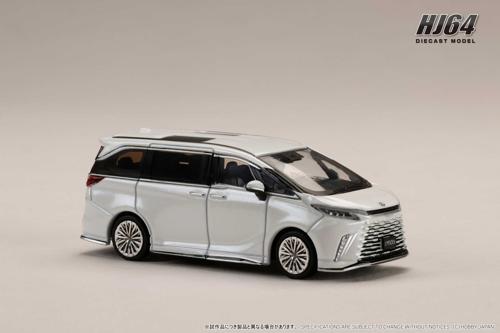 ■商品説明ホビージャパンの1/64ダイキャストシリーズHJ64から1/64 レクサス LM カスタムバージョン 6 シーター 500h (RHD) /ブラックインテリアの登場です。モデリスタ製のエアロパーツとホイールを装着した純正カスタムカ...