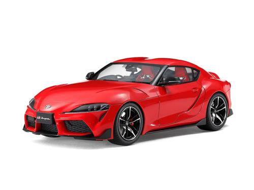 ■商品説明【ピュアスポーツカーの新たな指標】2019年1月に発表された2シータースポーツカーがトヨタGRスープラです。卓越したハンドリングと安定したコーナリング性能を実現するために、ホイールベース、トレッド、重心バランスにこだわって開発。ト...