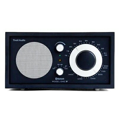 音声をきれいに再現する高音質と、繊細な受信感度に操作性を追求したテーブルラジオのマスターピース。 オーディオ界の巨匠ヘンリークロスが、最高の技術を注いだ伝統的な逸品にBluetoothを搭載したモデルです。 ■テーブルラジオのマスターピース...