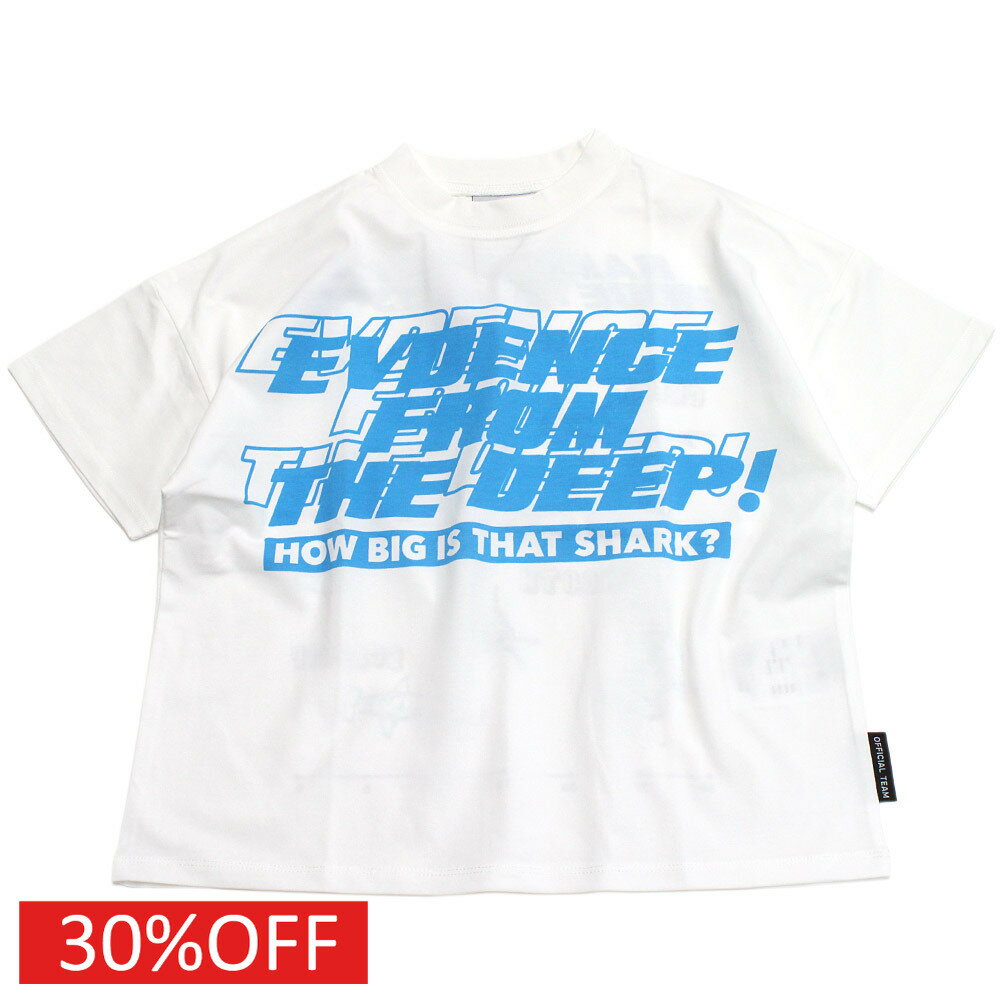 “オフィシャルチーム”のクールタッチ サメロゴTシャツ・暑い夏も快適な接触冷感素材・フロントはインパクトのあるプリントをON・サメをプリントしたバックデザイン・身幅にゆとりを持たせたワイドシルエット・どんなコーデにも馴染むアイテム本体　綿7...
