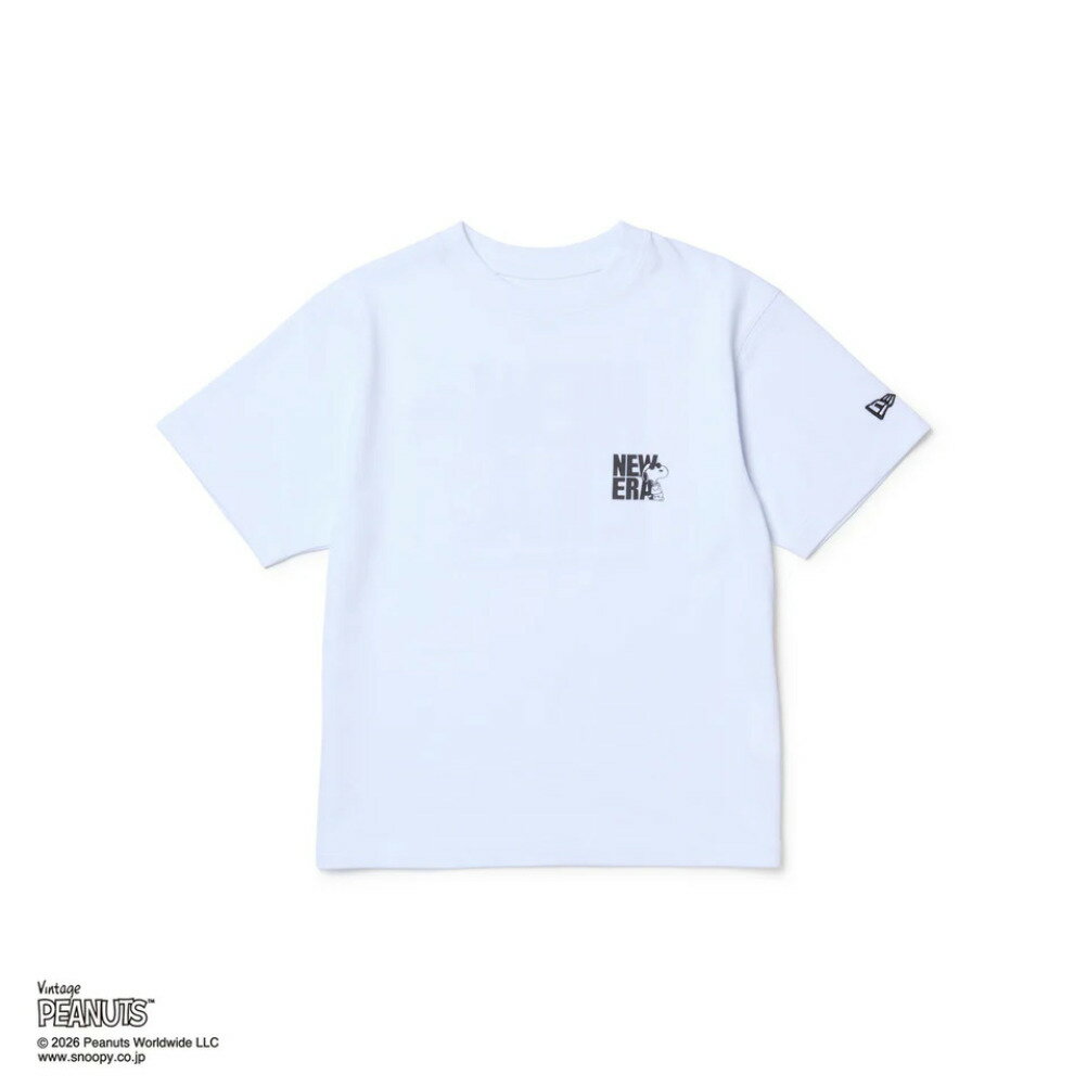 “ニューエラキッズ”のYOUTH PNTS J COOL SS CT TEE・バックの大胆なグラフィックが魅力の1枚・SNOOPY×ニューエラのコラボ・ボディは身幅と袖周りにゆとりを持たせたシルエット・身生地には8oz綿天竺を使用・優しい肌...