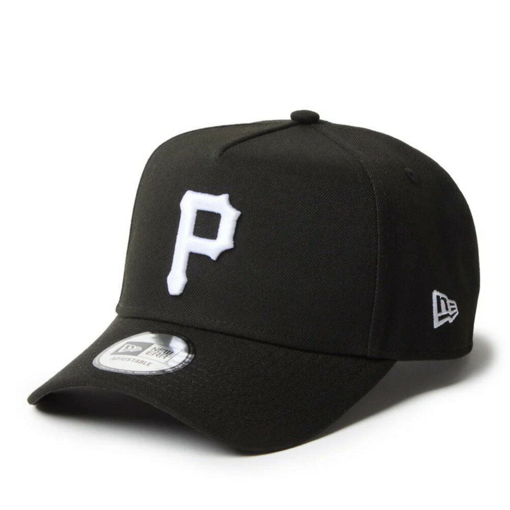 “ニューエラ”の9FORTY A-Frame MLB PITPIR CAP・モノトーンカラーがシックなコレクション・各MLB球団に関するロゴを右サイドにレイアウト・9FORTYをベースに上部をつまんだシルエットが特徴・フロント内側に独自の芯...