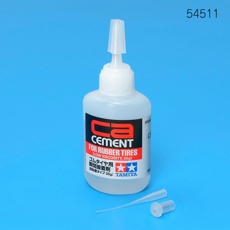 ※こちらの商品はラッピング不可となっております。 【RCカーのゴムタイヤとホイールをすばやく強力に接着】 RCカーのゴムタイヤとホイールの接着に適した瞬間接着剤です。流動性と食いつきに優れ、たっぷり入った25g。防湿効果のあるジッパー付アル...
