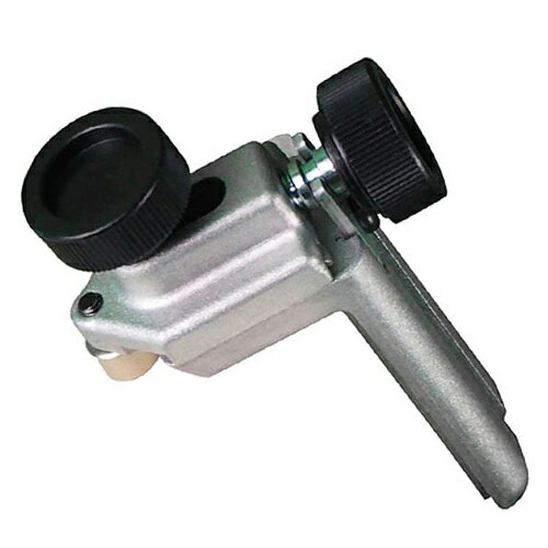 ローラーが付いているので面取り作業やトリミングがスムーズに行えます。 ■用途 トリマー用ガイド ■機能 材料端面を基準に面取り加工やトリミング加工をしたい時に使います。 ■仕様 入数：1個 本体取付用ノブボルト付属 品名コード：607736...