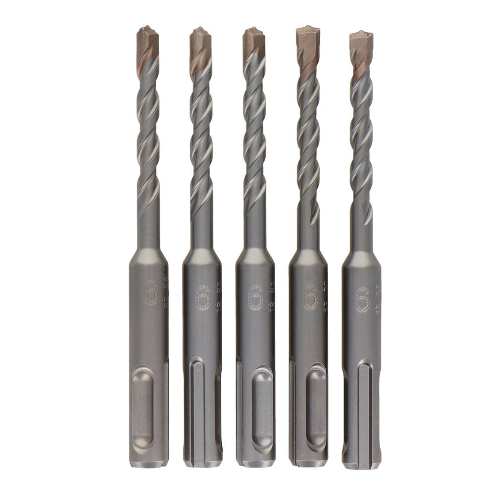 商品情報 品番：5PH-60 刃径：6.0mm 全長：110mm 有効長：50mm 特長 先端のポイントにより穿孔中の芯振れの発生が少なくなります。 独自のスパイラル計上により切粉の排出能力を向上。 用途 コンクリート ブロック モルタル ...