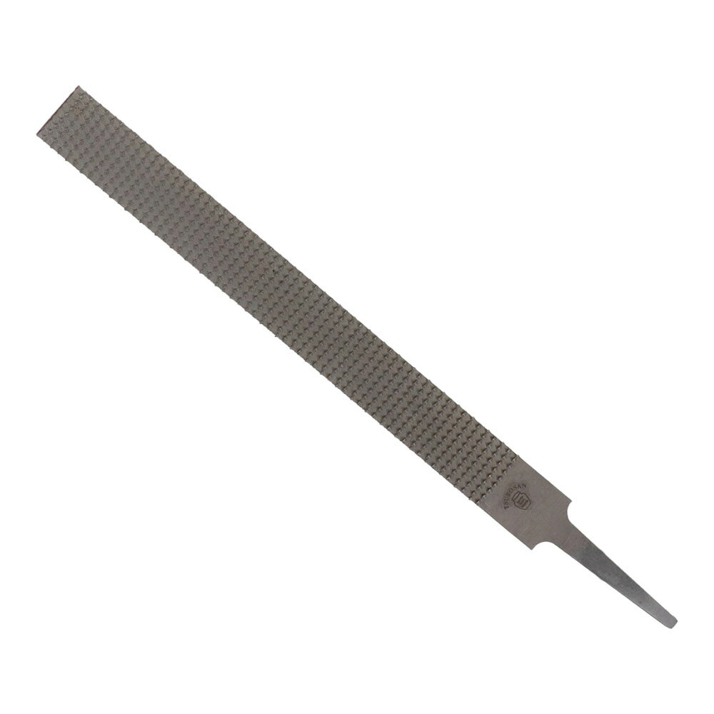 商品情報 品番：M-1 形状：平 目の種類：鬼目 刃長：200mm 全長：250mm 幅：21mm 厚み：5mm 特長 片面が鬼目（荒削り）、裏面がヤスリ目（仕上げ）になっています。 用途 木工、鉛等の軟質材用。 ※改良により予告なく形状や...