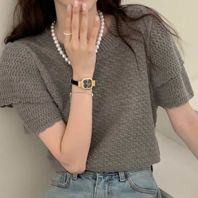 商品情報 Colorホワイト、グレー Size（cm）ワンサイズ服の長さ：58 胸囲：105 肩幅：36 袖丈：24 ・サイズ表記は生産元の情報を記載しておりますが、1cm〜3cm程度の誤差がある場合がございます。・生産ロットによっては、デ...