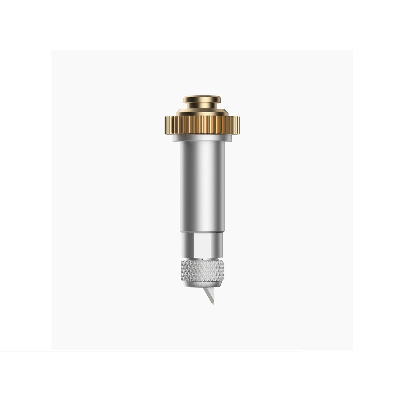 ○分厚く密度の高い素材をカット ○木材、レザーなどに対応 ○Maker 3のみ対応 商品仕様 本体サイズ(幅)2.5 × (奥行)2.5 × (高さ)5.6cm 本体重量約27g JANコード4589795314630