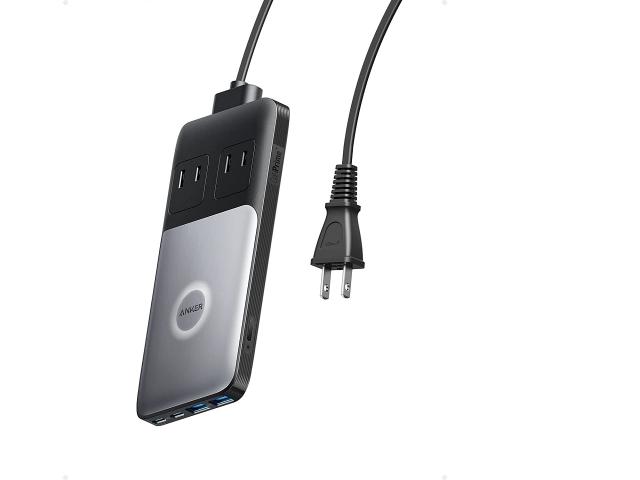 ＜商品特徴＞ ■ 6台の機器を同時充電可能 AC差込口 (x2) 、USB-Cポート (x2) 、USB-Aポート (x2) を搭載。これ1つで最大6台の機器に同時に充電可能です。 ■ スマホと同様のコンパクト設計 iPhone 13 Pr...
