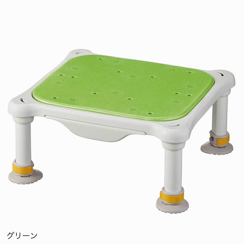 ・楽らく出し入れ浴槽台。 ・今までよりも軽量になったので高齢者や女性でも持ち上げが楽になり、出し入れの負担が軽減します。 ・握りやすい持ち手で、浴槽台を取り出す場面でも片手でしっかり浴槽台をつかめるので、楽に取り出せます。 ・浴槽から取り出...