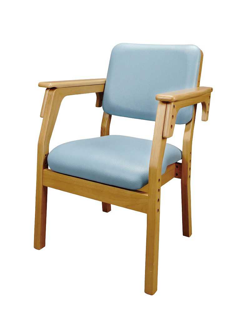 正しい座位の確保は誤飲防止にも効果的！ 寸法調整可能、どなたにもフィットし、立ち座りがしやすい椅子です。 自宅でも施設でもご使用できます。 ・特徴 1.座面と背もたれに傾斜をつけたことで、深く座りやすく、 正しい姿勢が保ちやすくなっています...