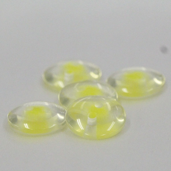 ☆ スモールボタン ☆ Small Buttonハンドメイド（手作り 手芸 釦の付け替え）などにいかがでしょうか サイズ 15mm入数 10個カラー 透明/イエロー釦穴形状 表二つ穴素材 ポリエステル染色 可日本製メール便発送 可 （配達日...