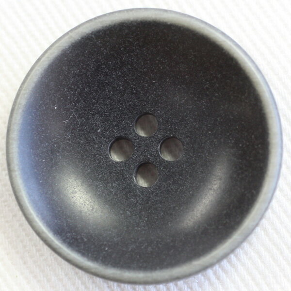 ☆ バイフル＆ベルガ ☆ BYFL ＆ VERGAハンドメイド（手作り 手芸 釦の付け替え）などにいかがでしょうか サイズ 14mm,19mm,23mm入数 1個カラー 08 グレー釦穴形状 表四つ穴素材 ポリエステル染色 不可日本製メール...