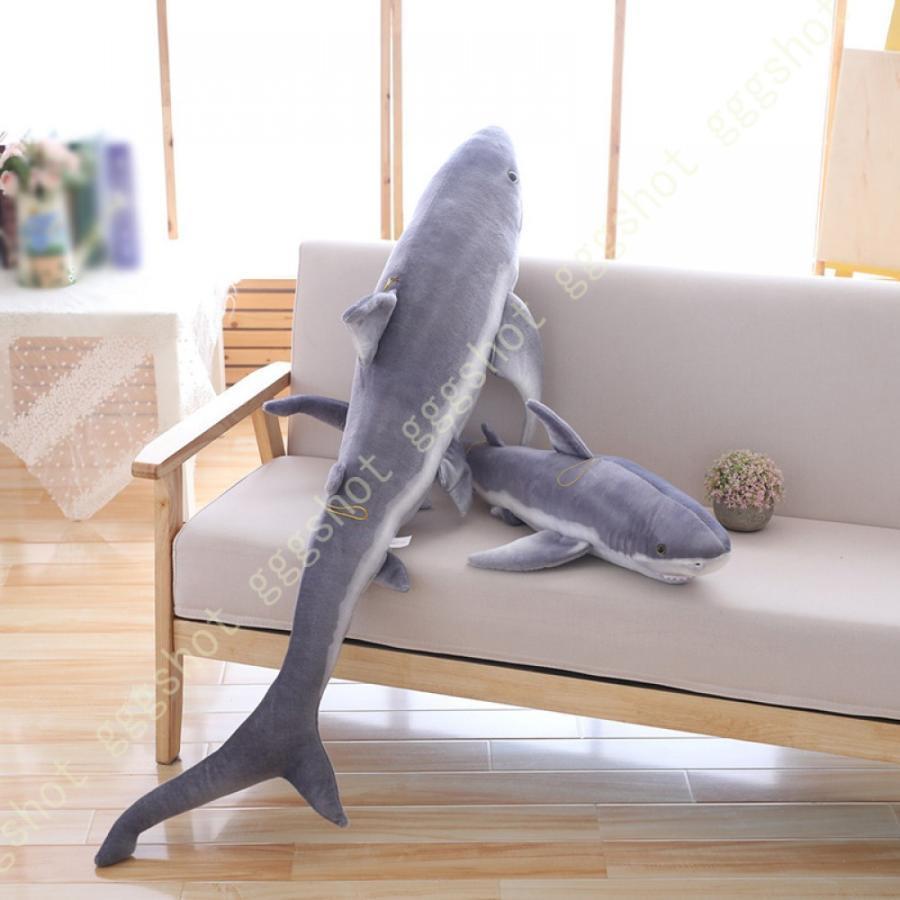 【商品内容】：縫いぐるみ【サイズ】：60cm 100cm 140cm 。【素材】：PPコットン。●滑らかな肌触りが気持ちいい。●一度抱きついたらやみつきになる心地よさ。●疲れが解消され、心まで癒される可愛いぬいぐるみです。●お部屋、車など、...