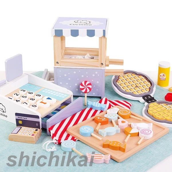 ●商品説明素材：木 対象年齢：3歳以上商品内容：写真通リカラー：写真通り【豪華なおままごとセット】たくさん含めているセットを遊べます。【安全な材質】お子様の安全を守るために、本製品は天然無垢材で作られた絶妙な仕上がり、角が丸くて、ケガをする...