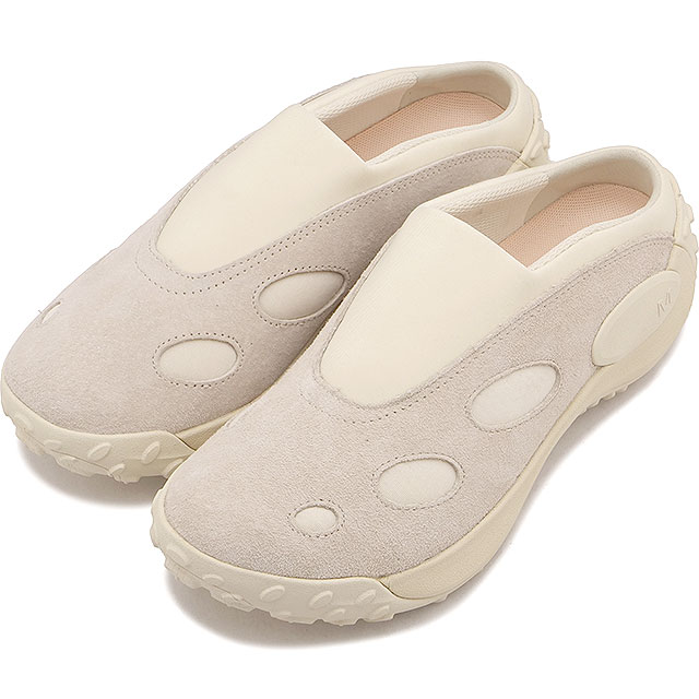 [ ブランド ] メレル　MERRELL [ ジャンル ] スニーカー／ミュール [ 素　 材 ] アッパー：スエードレザー アウトソール：メレルスティッキーラバー [ 原産国 ] カンボジア 脱ぎ履きしやすいミュールタイプのジャングルモッ...