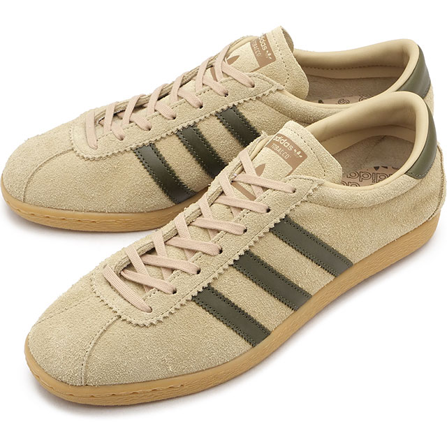 [ ブランド ] アディダス　adidas [ ジャンル ] スニーカー [ 素　 材 ] アッパー：天然皮革 アウトソール：ゴム底 [ 原産国 ] ベトナム 上品な大人の雰囲気を纏うレトロスニーカー 1972年に当時のトレーニングシューズ...