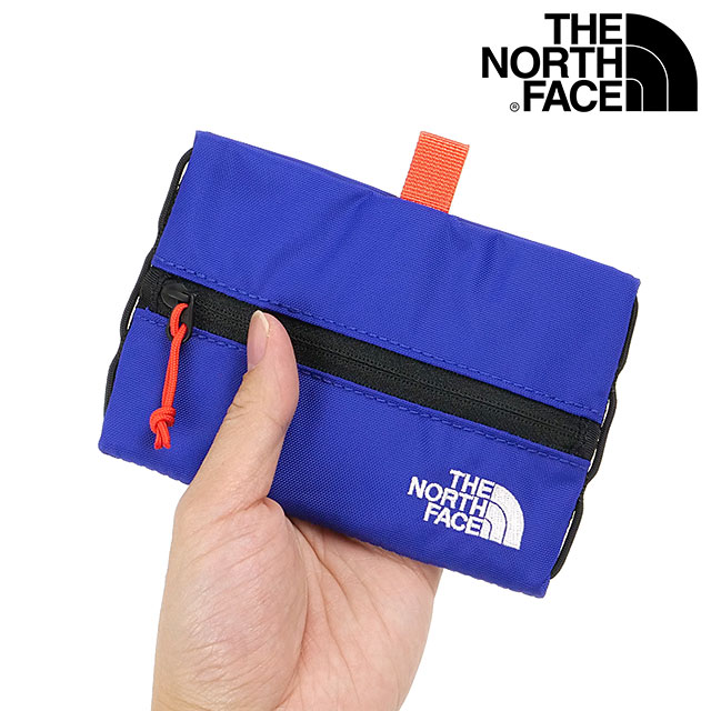 [ ブランド ] ザ・ノースフェイス　THE　NORTH　FACE [ ジャンル ] ポーチ／フラットポーチ [ 素　 材 ] 420Dリサイクルナイロン [ 原産国 ] ベトナム [ サイズ ] W13.5×H9.5（cm）　重量：約30...