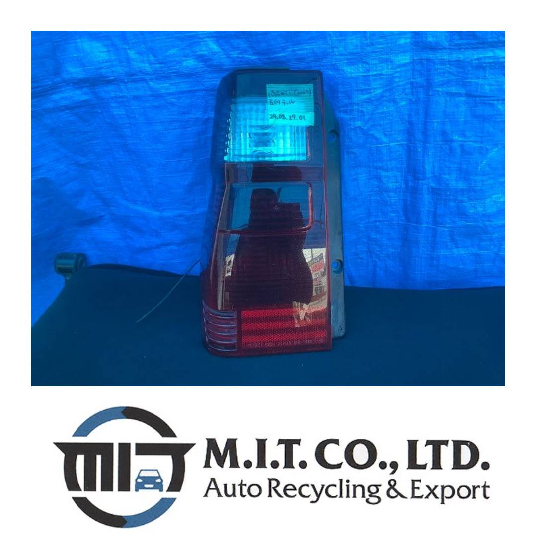 適合確認は致し兼ねます。 画像商品を発送致します。画像に無い付属品等はございません、ご確認願います ブランド・メーカー：ミツビシ 車名：パジェロミニ 型番：ABA-H58A エンジン型式：4A30 走行距離(km)：120563km トリム...