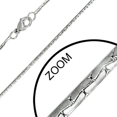 人気のコブラチェーンを平らにしたシャープなフォルムのステンレスチェーン。肌の触れ心地や、存在感はピカイチのサージカルチェーン！繊細な作りのサージカルチェーンは高級感のあるストーントップとも相性がいい。サージカルステンレス製のネックレスチェー...