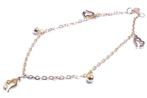 ステンレスをゴールドメッキした蛇をモチーフにしたチャームが揺れるアンクレット。アンクレット全てをゴールドで仕上げた高級感のあるアンクレットです。サージカルステンレス製のアンクレットは、軽量で錆びにくく、腐食に強いので、海や川などのアウトドア...