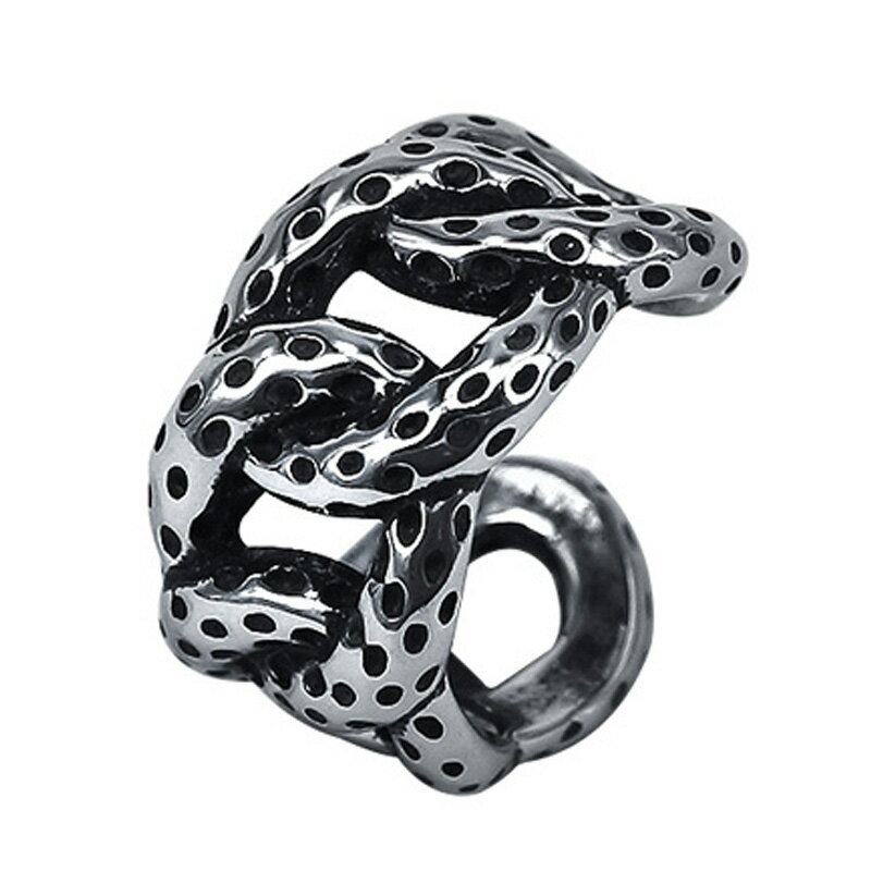 ロープのようなフォルムに水玉柄のドットをデザインしたおしゃれなステンレスイヤーカフ。 重厚感のあるステンレスイヤーカフは特に男性に人気。男の人の耳にも映えるゴツメのデザイン。スタイルに負けない存在感のあるイヤーカフです。 メンズでもレディー...