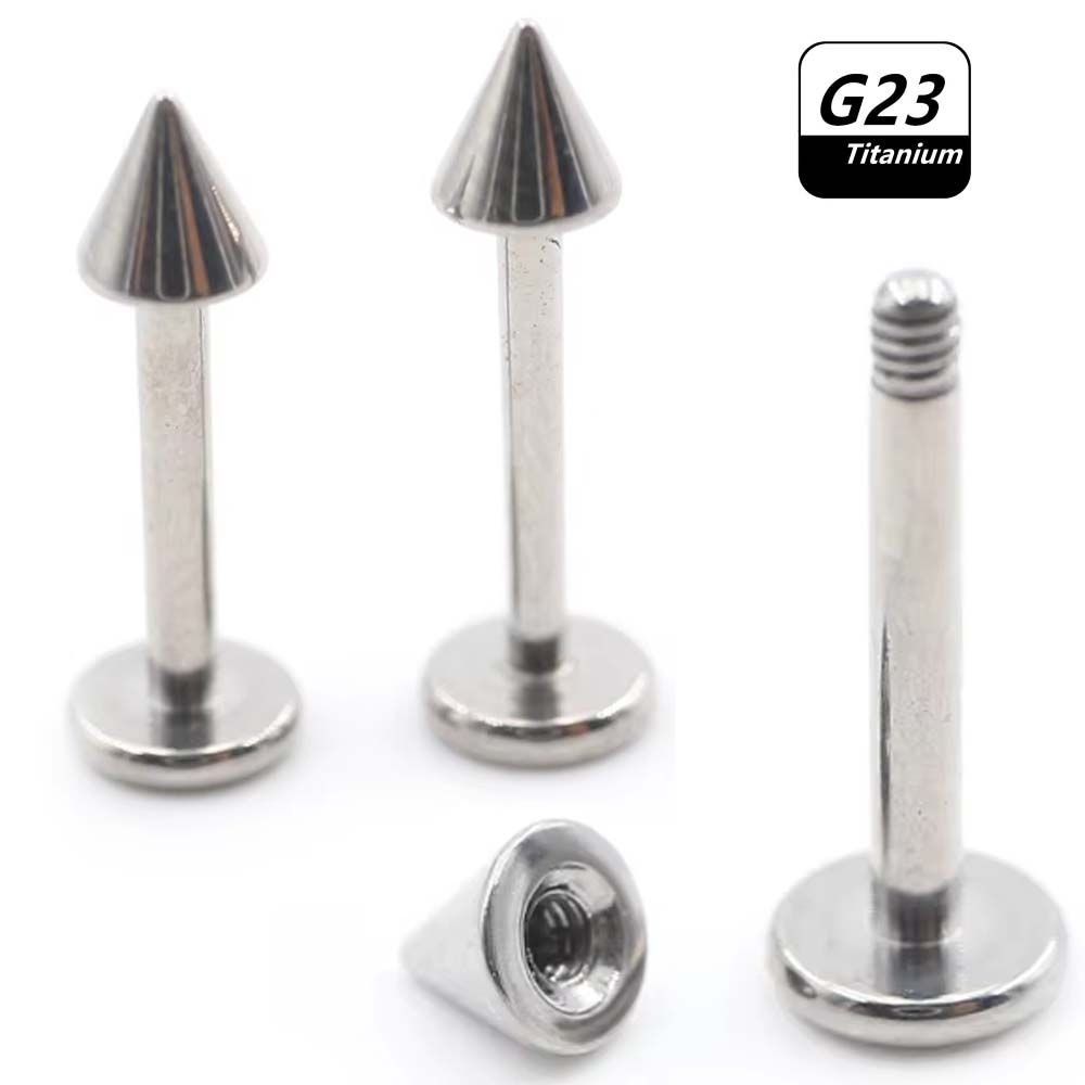 この高品質なチタングレード23のボディピアスは、16ゲージのチタンラブレットで、コーンヘッドが特徴です。ニッケルフリーなので、敏感肌の方にも安心してお使いいただけます。トラガスやヘリックス、リップなど、さまざまな部位にぴったりで、ファースト...